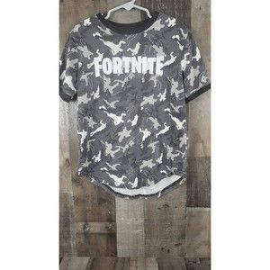 Fortnite | Shirts & Tops | Kids Fortnite Camo Size 8 Med Short Sleeve ...